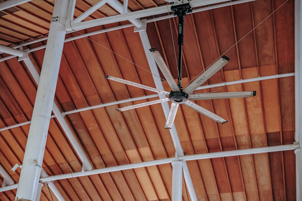 AIRPRO M | Ventilador HVLS Versátil y Eficiente – anemoi-fans